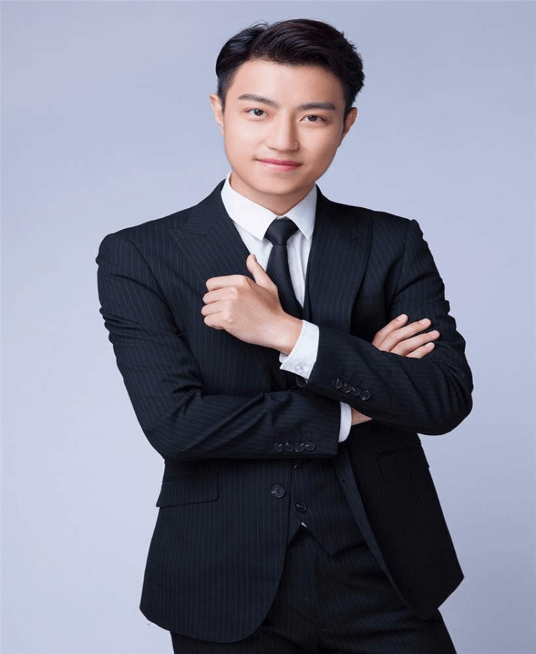 HIQ Packaging is a leading company for plastic and glass packaging